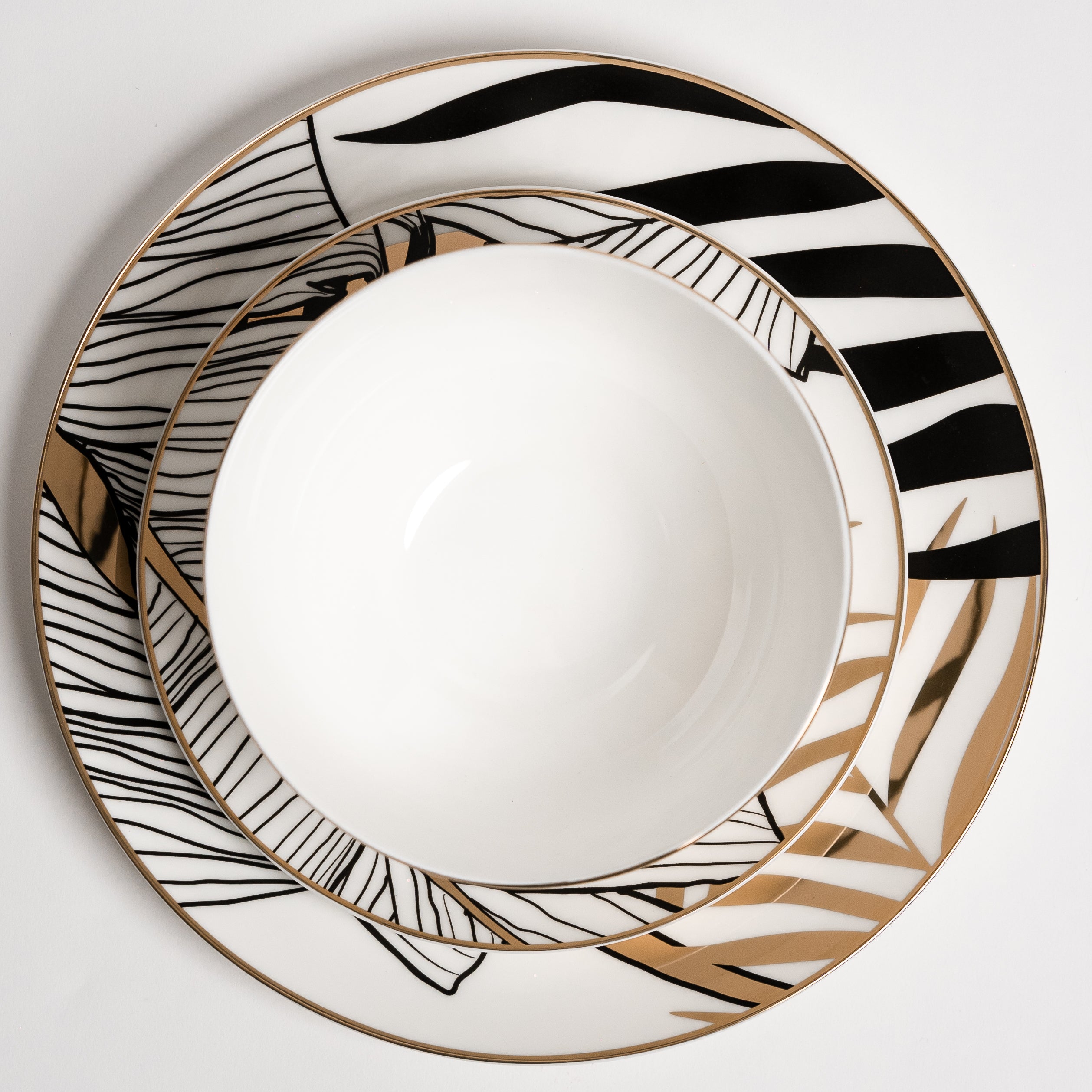 Alpha Golden Black Plates Set | Elegant Dinnerware for Dining